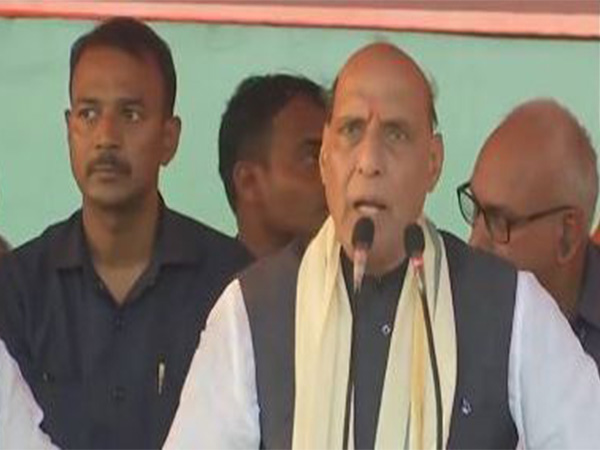 Rajnath Singh attacks Congress, ally RJD, says 'lantern era will end ...