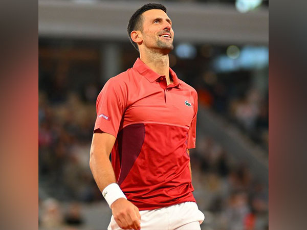 Top seed Novak Djokovic continues to dominate in French Open; downs Roberto Carballes Baena to ...