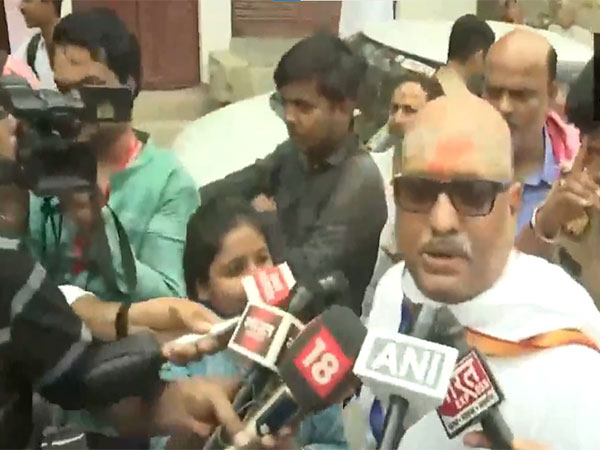 People will go "vocal for local" while voting in Varanasi: Congress ...