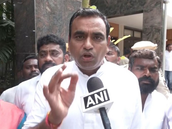 "False exit poll predictions caused losses worth crores in share market ": Telangana Congress leader