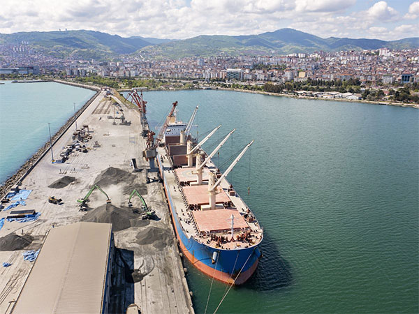 India's 12 Major Ports Observe 4.45 per cent Cargo Volume Growth in ...