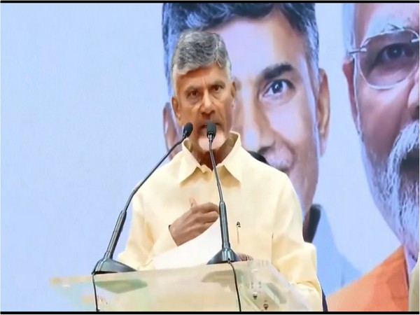 TDP's Chandrababu Naidu meets Andhra Governor; stakes claim to form government under NDA