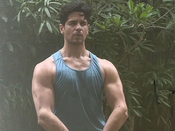 Sidharth Malhotra gives major fitness goals, flaunts workout session