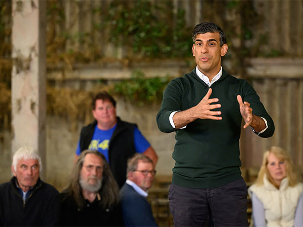 UK: Conservative Party faces election gambling scandal