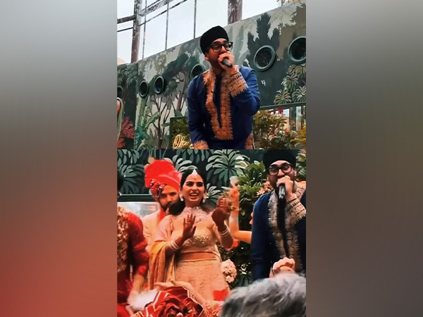 Bollywood's First Sardar Singer Manj Musik Shines at Ambani Wedding's ...