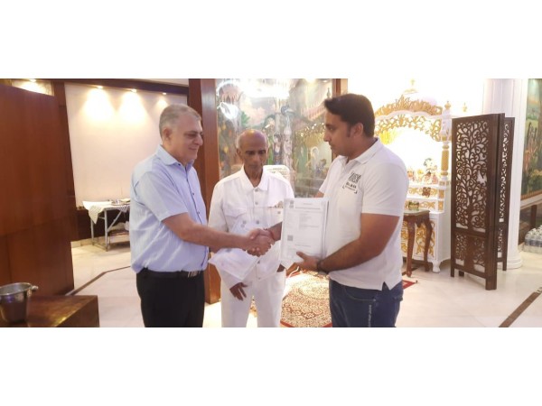 Digant Sharma and CA Mahendra Turakhia Sign Rs 341 Crore Contract to ...