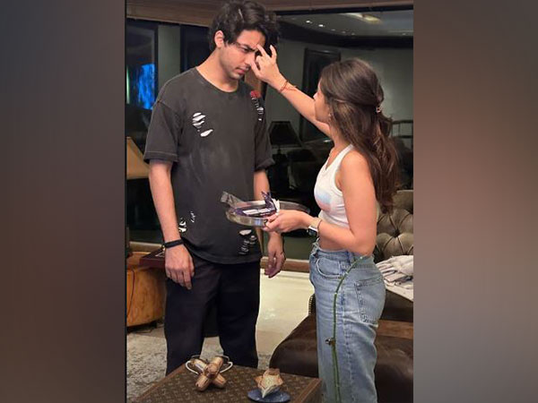 Shah Rukh Khan's kids Aryan, AbRam celebrate Raksha Bandhan with cousin Alia Chhiba