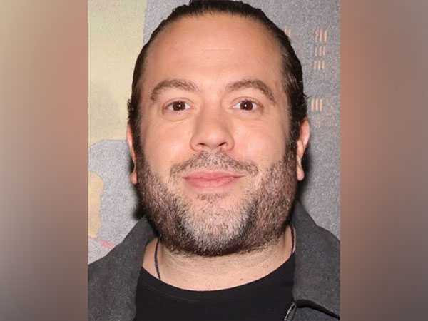 'Fantastic Beasts' actor Dan Fogler set to play 'Batman' producer ...