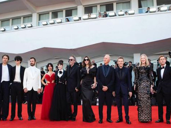 'Beetlejuice 2' receives 3-minutes standing ovation at Venice Film Festival