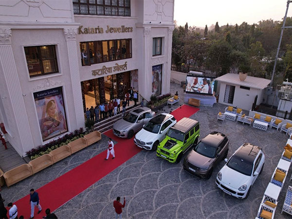 Kataria Jewellers by Yash Kataria Debuts Madhya Pradesh's Premier ...