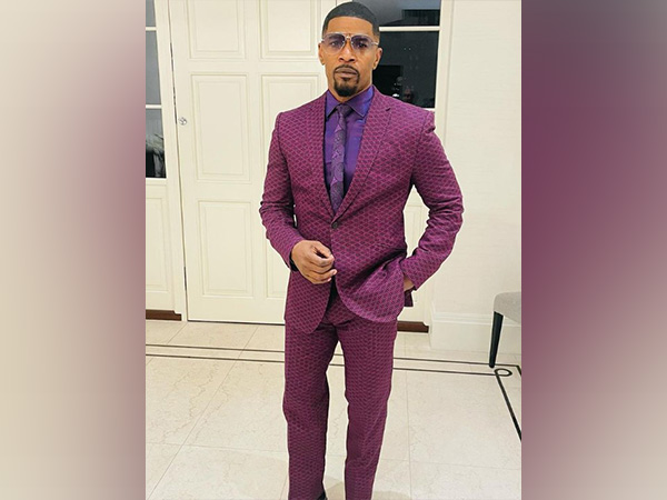 Jamie Foxx celebrates returning to standup comedy stage, says "It was ...