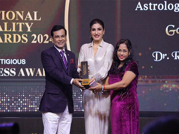 Dr. Rajan Raj Honored with Most Innovative & Scientific Astrologer in India Award at National ...
