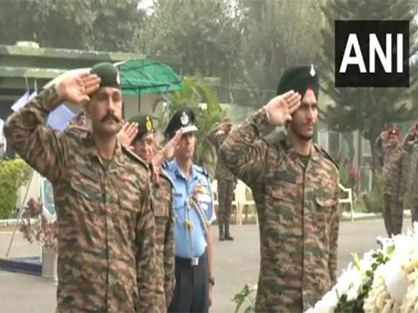 J-K: Indian Army pays homage to jawan who lost his life in Kishtwar ...