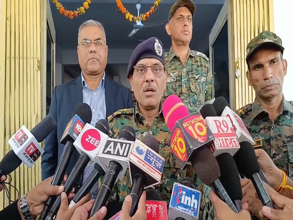MP: DGP holds meeting with officials in Balaghat regarding Naxals a day after Jawan injured in ...