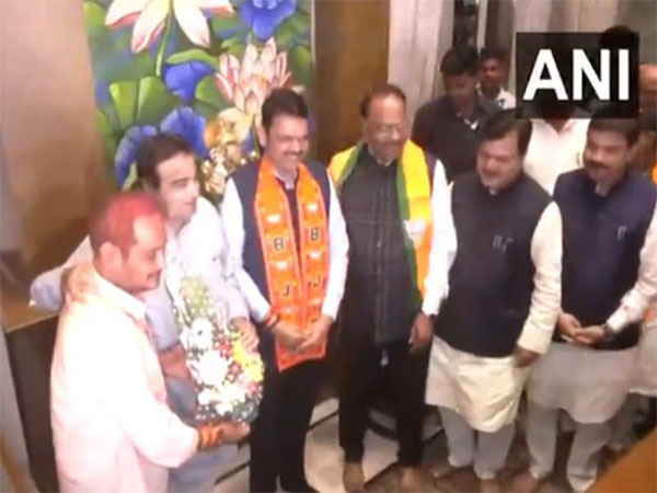 Maharashtra Assembly results: Devendra Fadnavis meets Nitin Gadkari at his residence post-win
