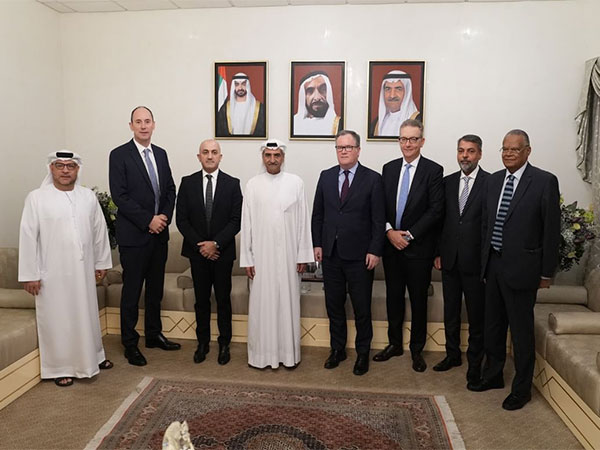 Ruler of Fujairah meets CEO of Vitol
