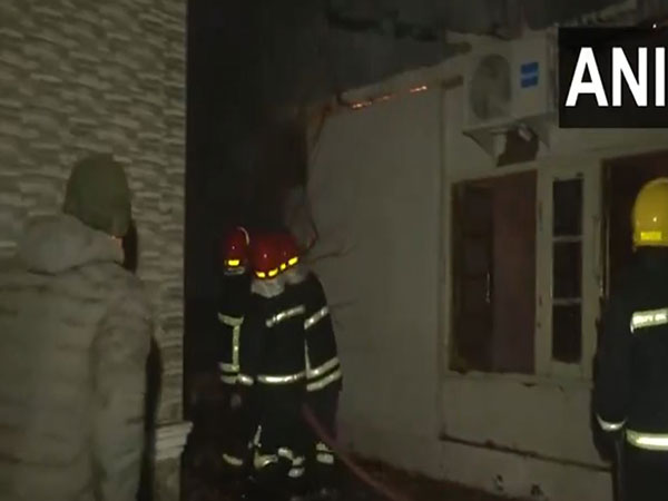 J-K: Fire breaks out at factory in Srinagar's Rajbagh area, none hurt