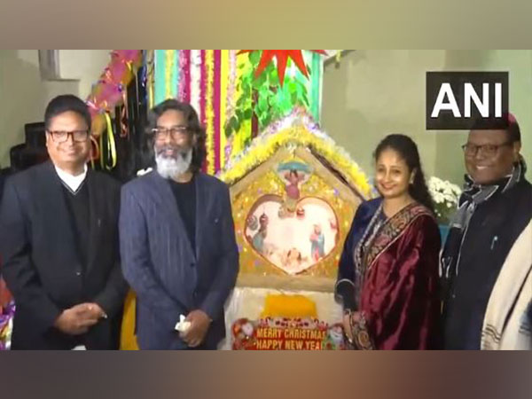 Jharkhand: CM Hemant Soren visits Ranchi Archbishop ahead of Christmas