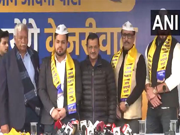 Delhi Polls: Fitness influencers Rohit Dalal, Akshay Dilawari join AAP ...