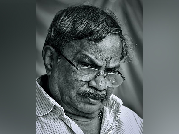 Legendary writer MT Vasudevan Nair cremated with full state honours, CM ...