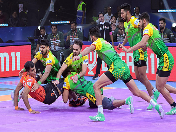 PKL: Patna Pirates storm into semi-finals with commanding 31-23 Victory ...