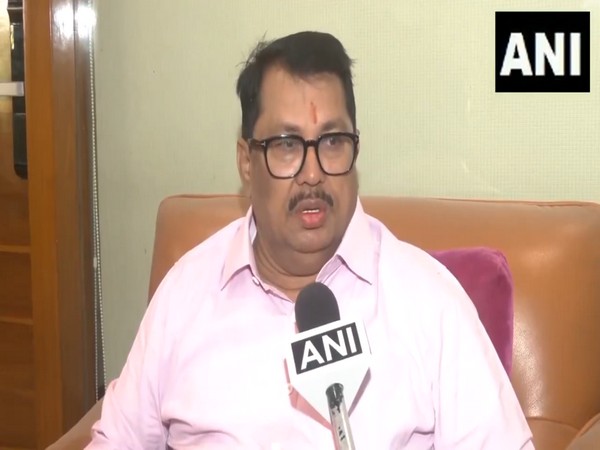 Congress' Vijay Wadettiwar clarifies stance on 'Saamna' praising CM ...