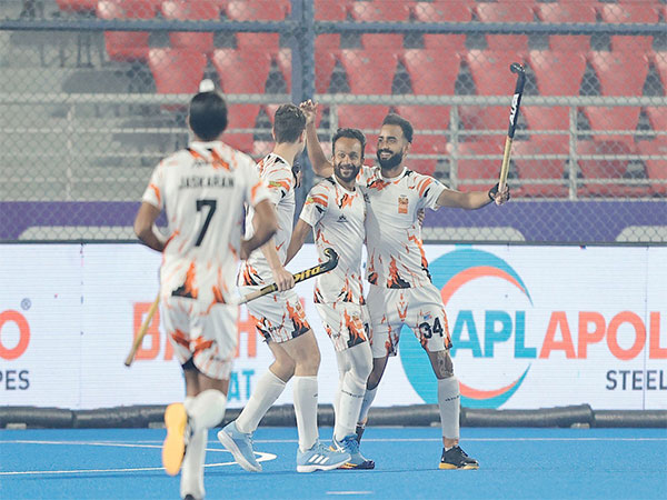 Unbeaten Sharchi Rarh Bengal Tigers defeat Delhi SG Pipers 4-1