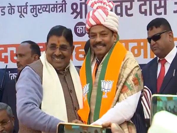 Raghubar Das returns to politics, re-joins BJP