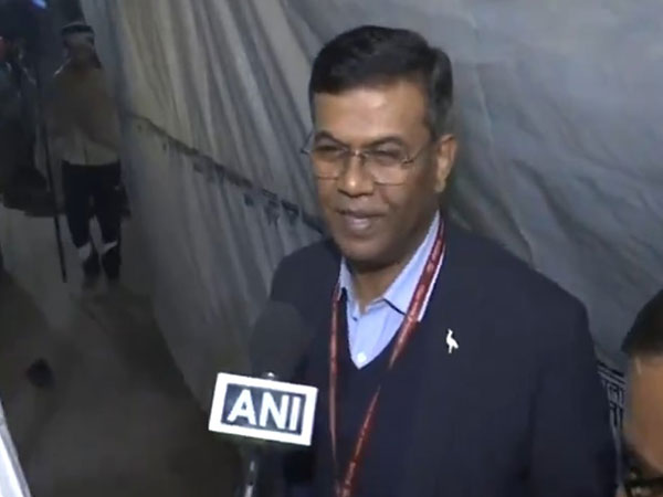 Govt delegation meets protesting farmers in Punjab, talks to continue ...