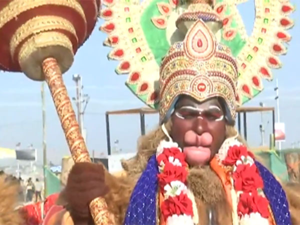 Man dressed up as Lord Hanuman becomes center of attraction at ongoing ...