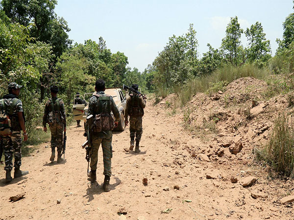 Chhattisgarh: 14 Naxals killed in encounter with police in Chhattisgarh ...