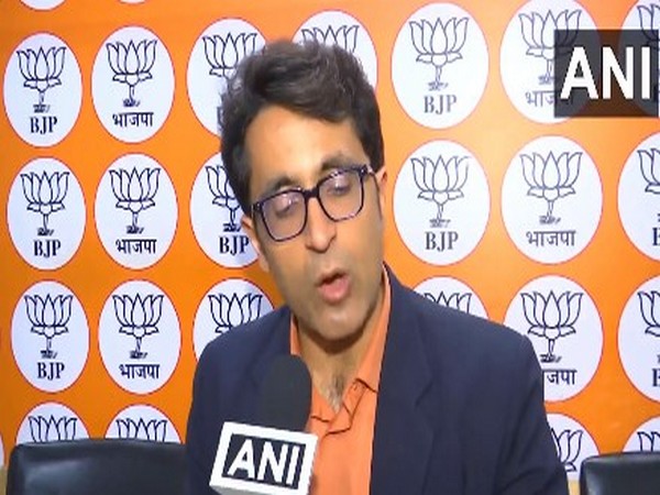 "In last ten years, Kejriwal has only assured people of corruption": BJP's Pradeep Bhandari