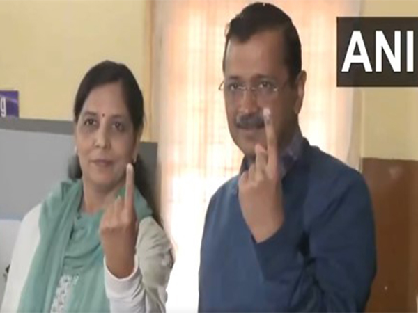 Delhi Polls: AAP Chief Arvind Kejriwal casts vote along with his family