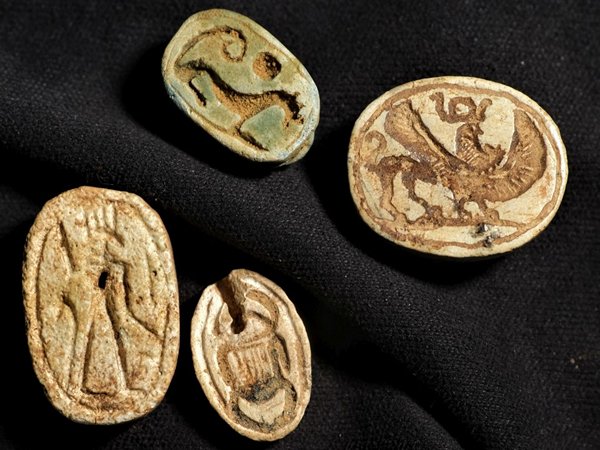 Discovery of 2,500-year-old Negev Burial site sheds light on ancient ...