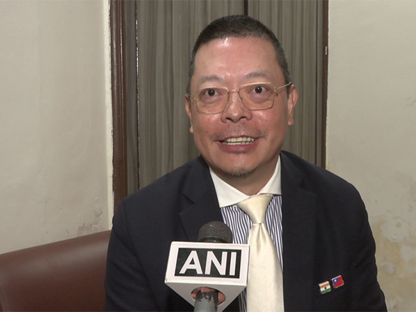 Taiwan diplomat calls 'One China' policy a "scam" at Siang Dialogue 2.0