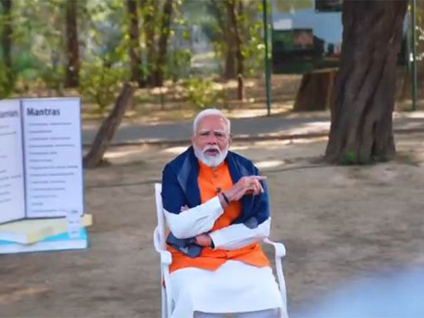 "Jahan Kaam, Wahan hum": PM Modi pitches leadership mantra to students ...