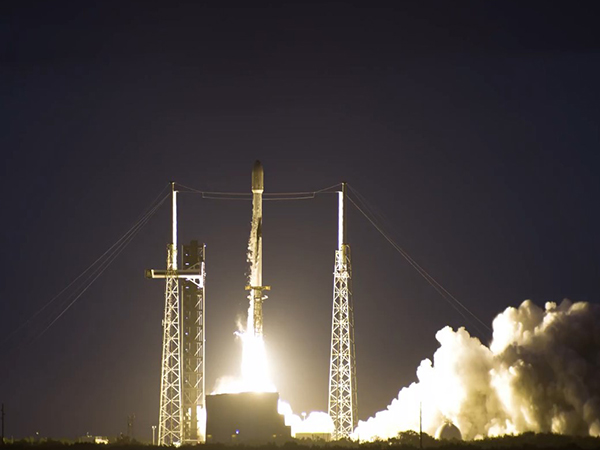 SpaceX launches rocket from Florida's Cape Canaveral, booster lands in ...