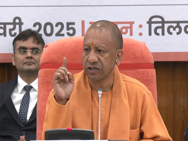 "Budget shows commitment of double engine government" UP CM Yogi Adityanath praises state budget ...
