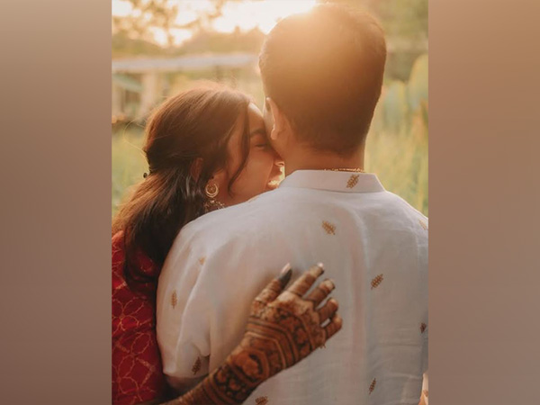 Prajakta Koli, Vrishank Khanal share dreamy photos from mehendi ...