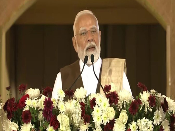 "Who else will know the fragrance of tea better than a chaiwala": PM ...
