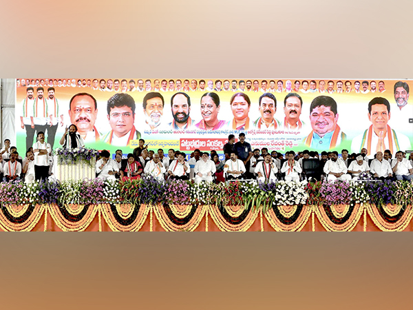 Telangana: Minister Uttam Reddy urges graduate voters to support Congress candidate Narender ...