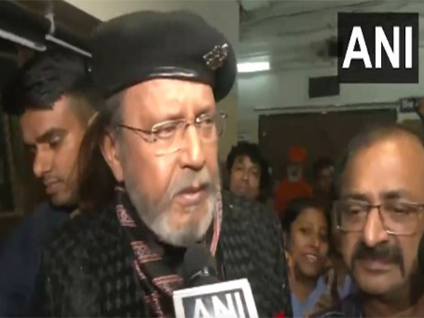 "What she is saying is wrong: BJP's Mithun Chakraborty refutes Mamata ...