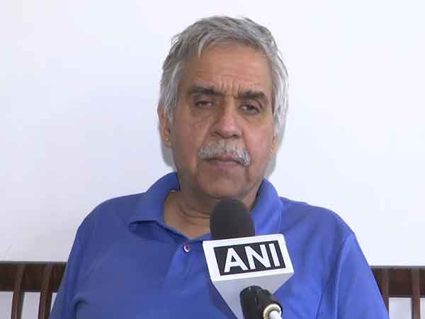 Sandeep Dikshit demands wider probe into Delhi Liquor scam, questions BJP-AAP role