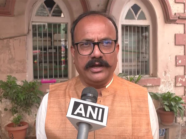 Congress says BJP has "sinister plot to talibanize Maharashtra ...