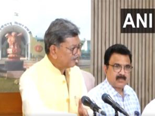 Congress leader Mahant supports action against Naxalites, asks which ...