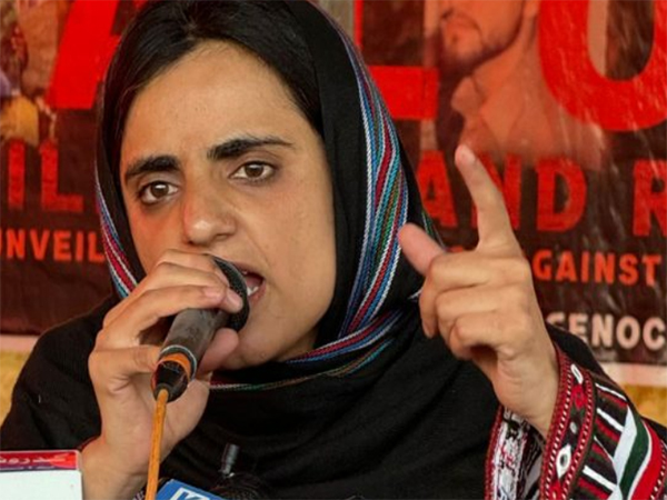 Pakistan: Baloch rights leader Mahrang Baloch arrested while protesting ...
