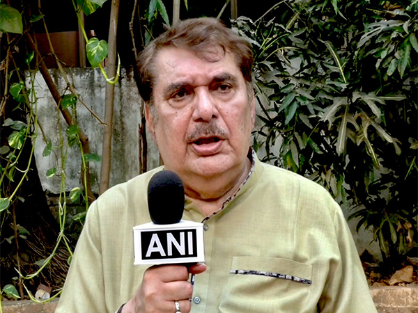 "Manoj Kumar was not just actor, film director but an era in himself ...