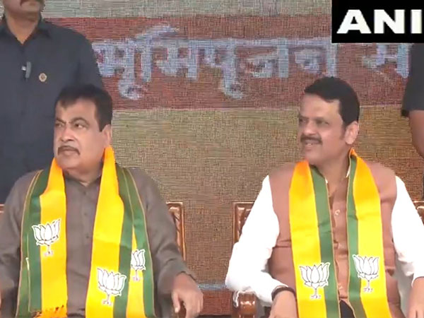 Maharashtra CM Fadnavis, Union Minister Gadkari attends BJP's Foundation Day celebration in Nagpur