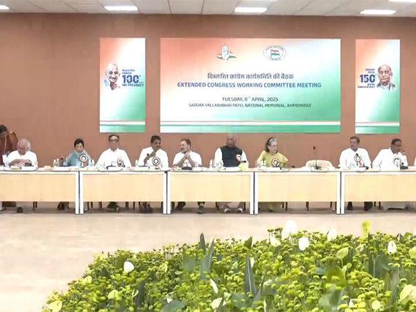 Congress passes resolution on Sardar Vallabhbhai Patel at Gujarat CWC meeting