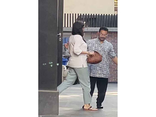 Aamir Khan, his girlfriend Gauri Spratt spotted holding hands at event ...